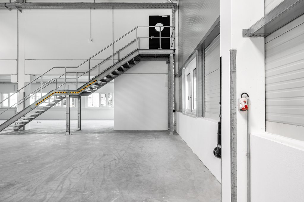 8 Tips For Redesigning Staircases In Commercial Buildings - HeckHome